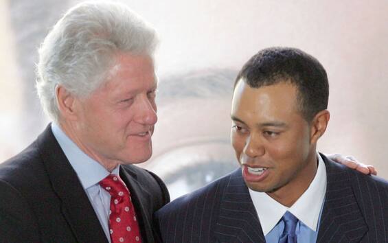 Bill Clinton chiama Tiger Woods: ti sono vicino, ti capisco | Sky Sport