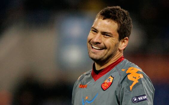 Julio Sergio idolo di Roma. Cicinho ceduto al San Paolo | Sky Sport