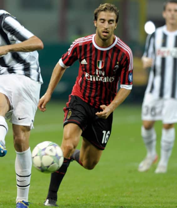 Milan, Flamini operato. Rientrerà solamente nel 2012 | Sky Sport