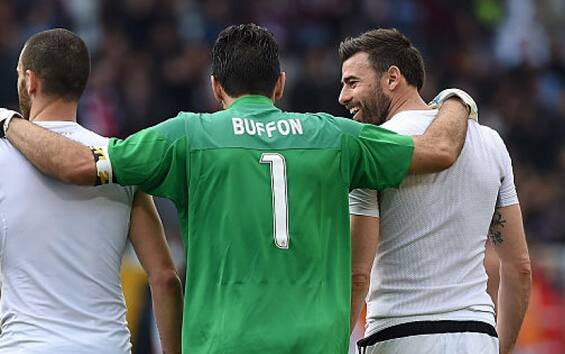 Juve, pronti i rinnovi di Buffon e Barzagli | Sky Sport