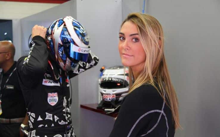 La F1 su Sky.it, scendi in pista con Alessandra Neri | Sky Sport