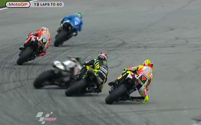 Morte Simoncelli, la tragica fotosequenza dell'incidente | Sky Sport