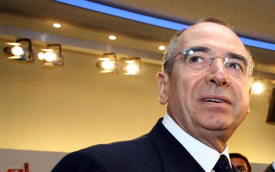 Sismi, il gip archivia parte dei reati per Pollari e Pompa | Sky TG24